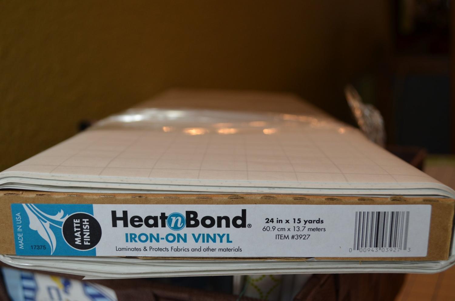 Heat n Bond Iron on Vinyl - Matte Finish - 24"W - 3927 (sold by metre)